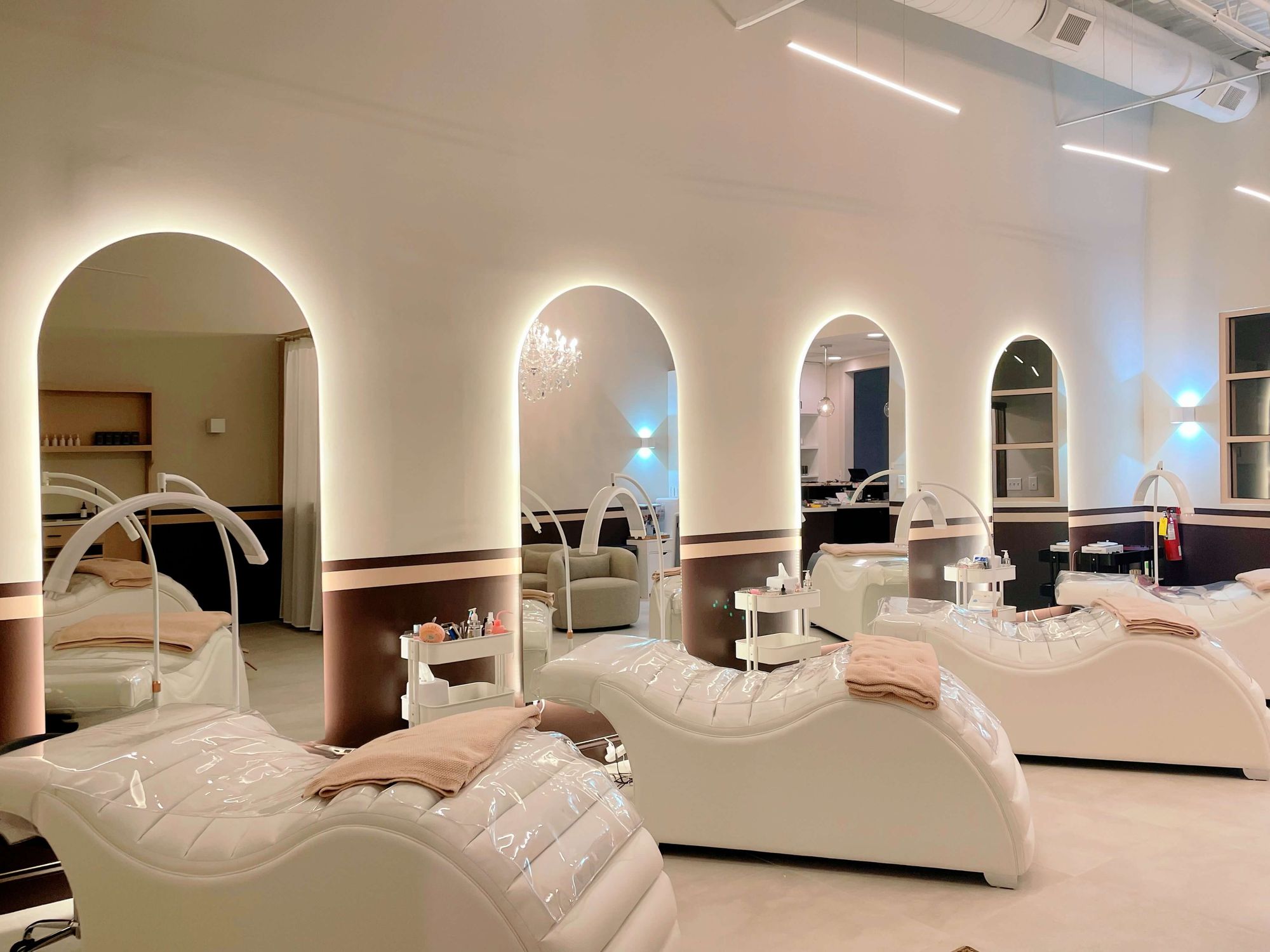 What Do Brow Bars Offer? – Discover What a Brow Bar Can Offer and Why They Are Essential for ...